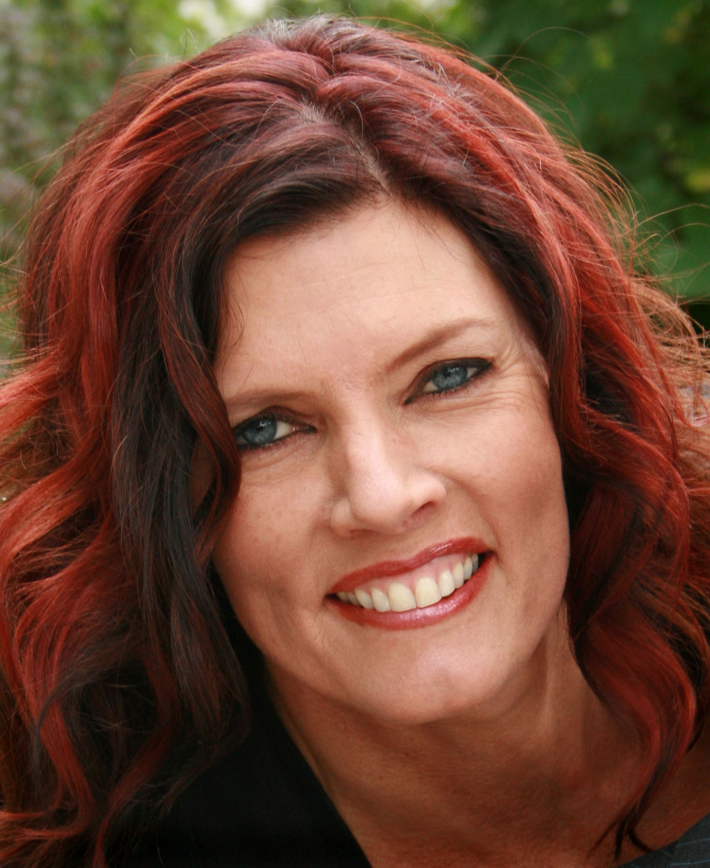 About Lynnette - Lynnette Thredgold